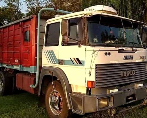 Fiat 150 año 1994 con Motor 1620 con 10000 km de Reparado. - Agroads