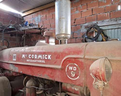 Tractor MC Cormik WD 9 - Año: 1951 - u$s 15.000 - Agroads