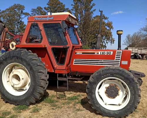 Tractor Fiat 110-90 Italiano - Año: 1995 - u$s 30.000 - Agroads