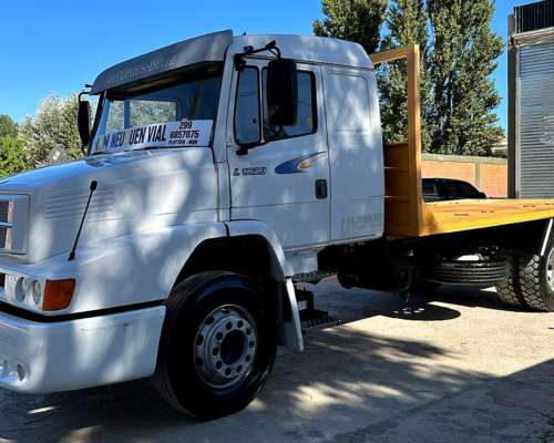 Mercedes Benz L1620 año 2006 - Año: 2006 - $ 14.000.000 - Agroads