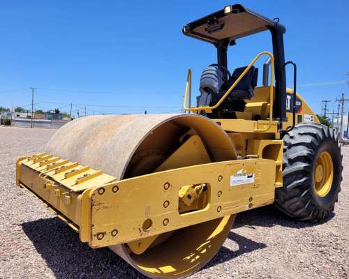 Rodillo Caterpillar Cs533e 130hp - Año: 2013 - u$s 120.000 - Agroads