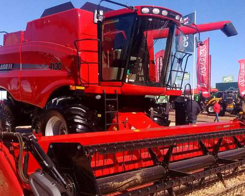 Case Axial 4130, Okm, con Cabezal de 25 Pies - Año: 2019 - Agroads