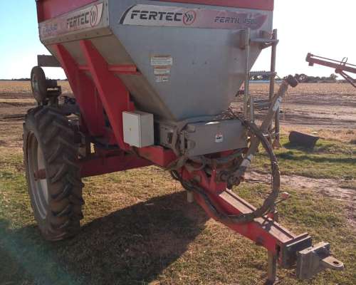 Fertilizadora Fertec 4500 D/variable - Año: 2014 - Agroads