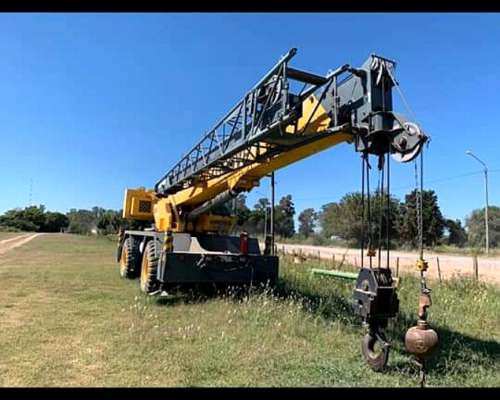Grúa Grove RT650 e de 50 Toneladas. - Año: 2010 - Agroads