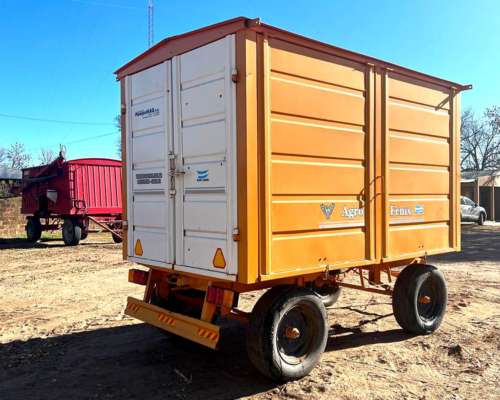 Carro Acoplado Doble Eje con Puertas Hidráulicas Verticales. - Agroads