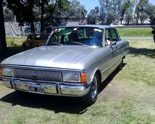 Ford Falcon Deluxe 1981 - Año: 1981 - $ 350.000 - Agroads