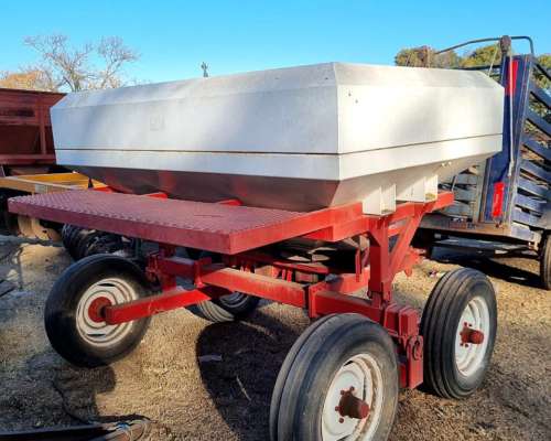 Fertilizadora Yomel RD 2822 a - Año: 1998 - $ 1.400.000 - Agroads