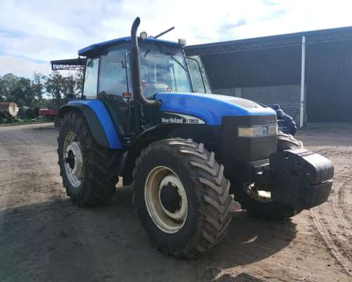 Tractor New Holland TM 135 año 2004. - Año: 2004 - Agroads