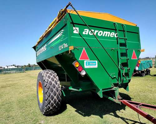 Tolva Agromec 12/14 T Agromec Bascula Magris año 2015 - Agroads