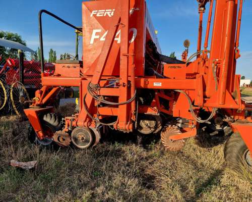 Sembradora Fercam F440 Neumatica de 25 a 35 y 17 a 52 - Agroads