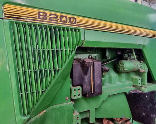 Tractor John Deere 8200 Americano 200 HP Full P. Shift - Agroads