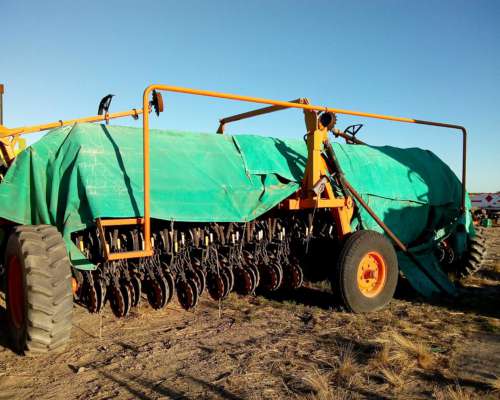 Vendo o Permuto Dumaire 700 Reacondicionada en Fabri - Agroads