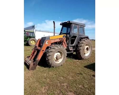 Tractor Valtra - Valmet 885 S con Pala 90 HP Usado 1999 - Agroads