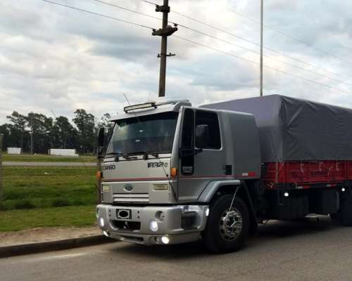Ford Cargo 1832 con 52000km Reparado Completo - Año: 2008 - Agroads