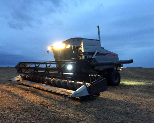 Vendo Gleaner Agco R75 Exelente - Año: 2009 - u$s 165.000 - Agroads