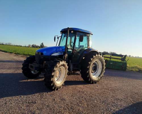 Tractor New Holland TD 95 D. 4X4 - Año: 2011 - $ 30.500.000 - Agroads