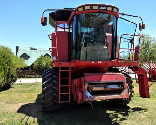 Case 2188 año 2003. Plat 30 Pies.- Tracción Doble - Agroads