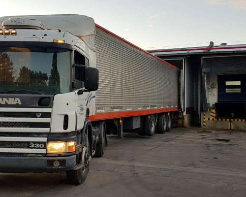 Camion Scania 330p Excelente Estado - Año: 2001 - Agroads