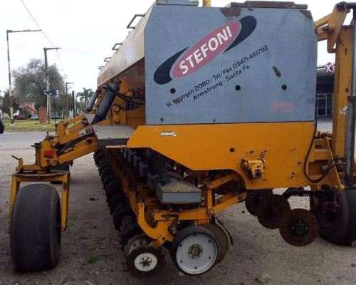 Sembradora Stefoni 14 Lineas a 52 cm - Año: 2005 - Agroads