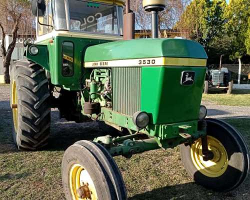 Tractor John Deere 3530 - Agroads