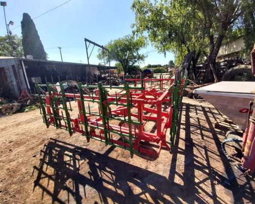 Balanzon Budassi con 7 Cuerpos de Rastra de 30 Dientes - Agroads (cod ...