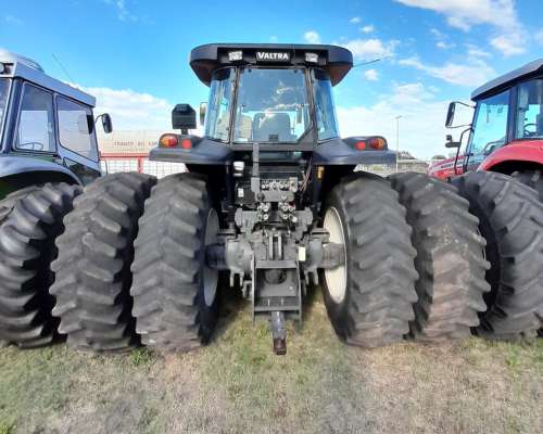 Valtra VT 190 año 2014 con 4.000 Hs con Piloto - Año: 2014 - Agroads