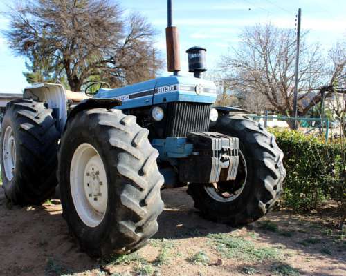 Tractor Ford 8030 Doble Traccion - Año: 1998 - $ 5.400.000 - Agroads