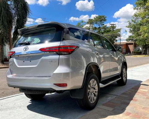 Sw4 2.8 TDI 6 A/T 7 Asientos SRX 4X4 0km MY2023 Disponible - Agroads