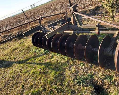 Arado Multiple de 12 Discos. año 1983. - Año: 1983 - Agroads