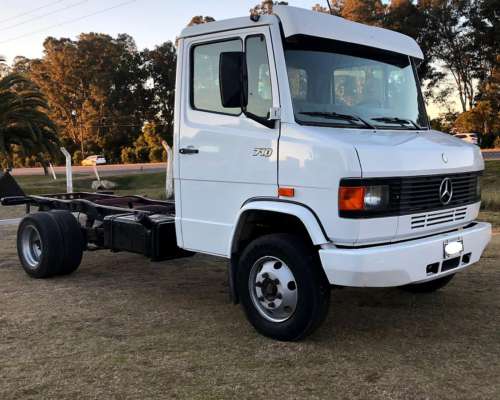Mercedes Benz 710 Chasis Largo - Año: 2008 - $ 3.600.000 - Agroads