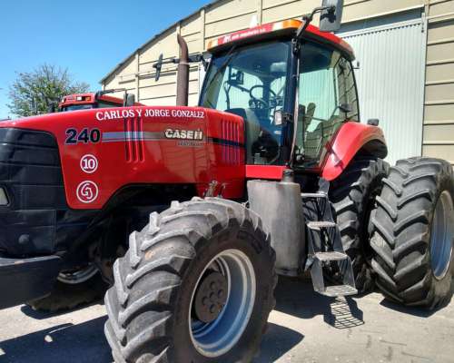 Case Magnum 240 año 2010. 16.400 Hs - Año: 2010 - Agroads