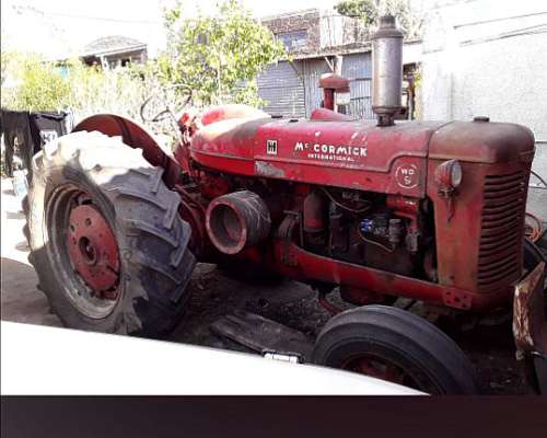 Tractor MC Cormik WD 9 - Año: 1951 - u$s 15.000 - Agroads
