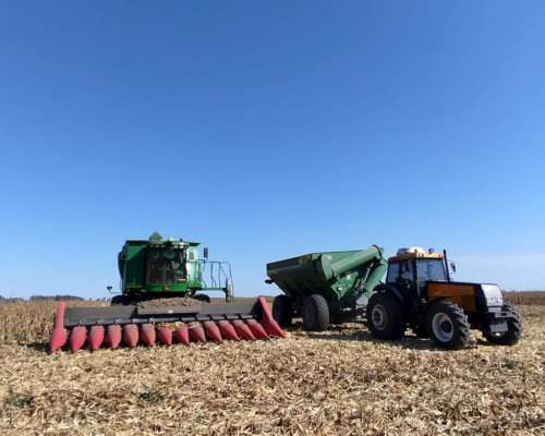 John Deere 9650. año 2007. Horas 7000. Plataforma de 30 - Agroads