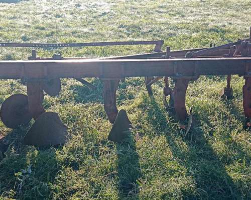 Arado de Rejas Gherardi - $ 100.000 - Agroads