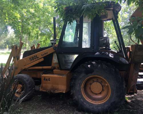 Retropala Case 580 L - Año: 2001 - u$s 38.000 - Agroads (cod: 890432)