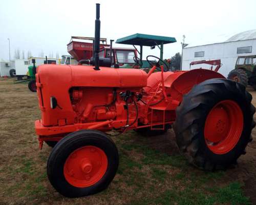 Someca 45 Caja de 4ta Alta y Alta. - Año: 1994 - $ 850.000 - Agroads