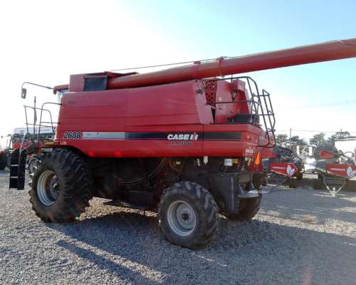 Cosechadora Case 2688 año 2011 - Año: 2011 - Agroads