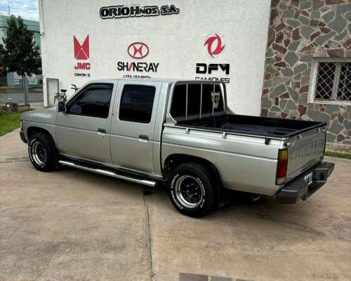 Nissan D21 D/cabina 2.7 Diesel Manual 4X2 año 1999 - Agroads