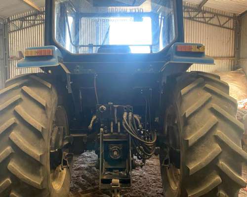 Tractor New Holland TD95 con Pala - Año: 2009 - $ 42.750 - Agroads