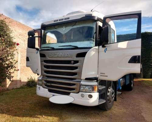Scania G360 Modelo 2016 y Acoplado Gross Ultraliviano 2021 - Agroads