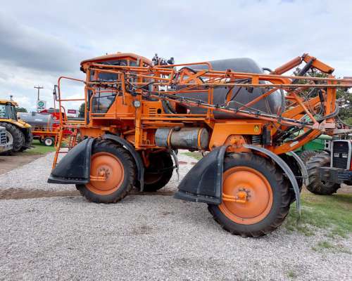 Jacto Uniport Plus 2500 (2010) 21mts - con Piloto - Agroads