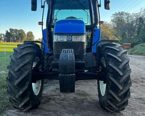 New Holland TS120/4 Cabinado, 8700 HS, Mod 2004 - Año: 2004 - Agroads