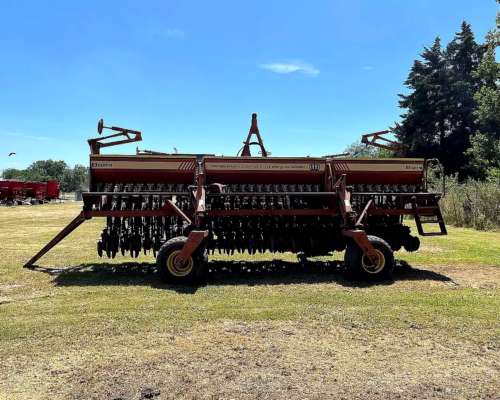 Sembradora Bertini 32000 de 32 a 17,5 - Año: 2011 - Agroads