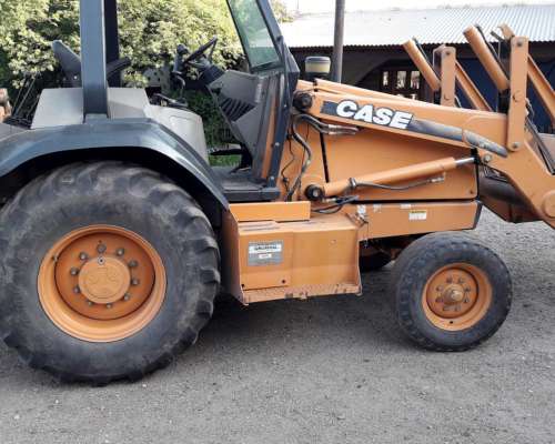 Pala y Retro Case 580 L - Excelente Estado - Año: 2006 - Agroads