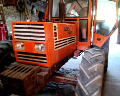 Tractor Fiat 980 Doble Traccion - Año: 1984 - u$s 32.000 - Agroads