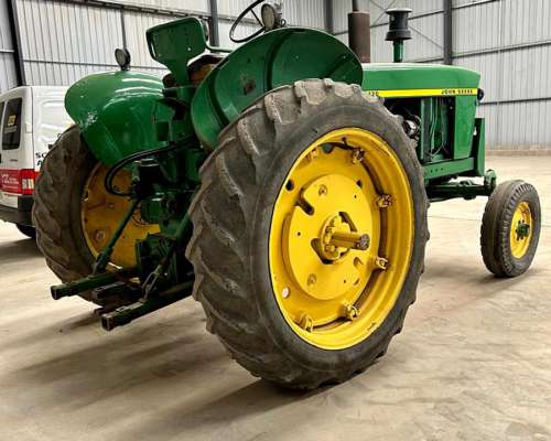 Tractor John Deere 2420 - Año: 1990 - u$s 900 - Agroads