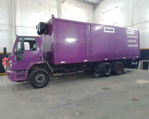Camion Ford Cargo 1517 con Balancin Neumatico - Año: 2008 - Agroads