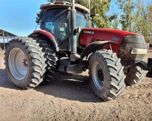 Case Puma 225 año 2014. Motor 12.500 HS. Duales 42. - Agroads