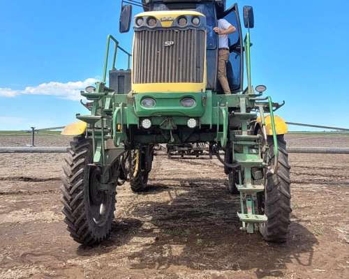 Caiman STS 3500 año 2015 - Año: 2015 - u$s 200.000 - Agroads