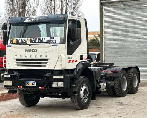 Iveco Trakker 380 6X4 año 2011 - Año: 2011 - u$s 75.000 - Agroads